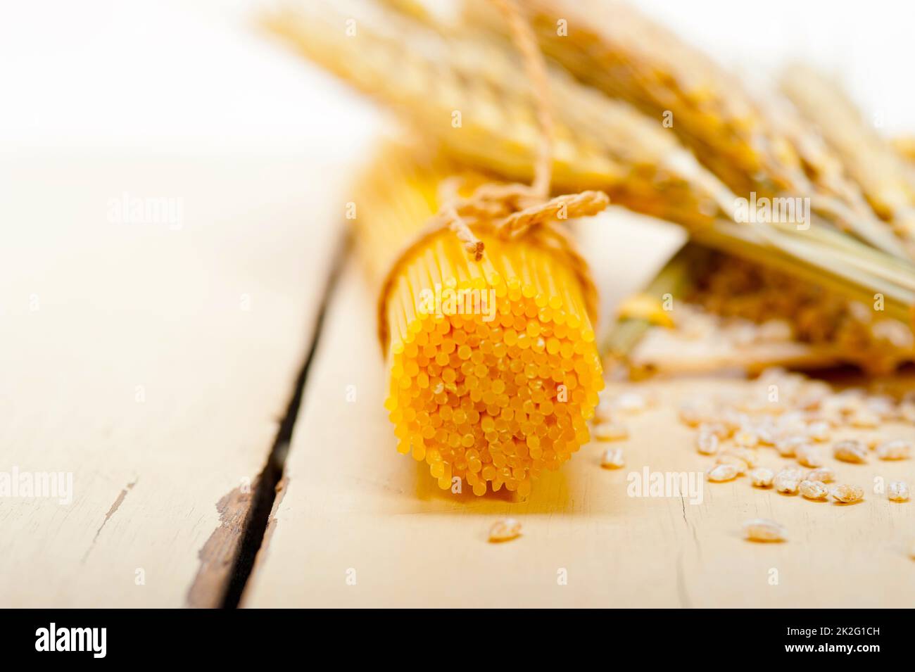 organic Raw italian pasta and durum wheat Stock Photo - Alamy