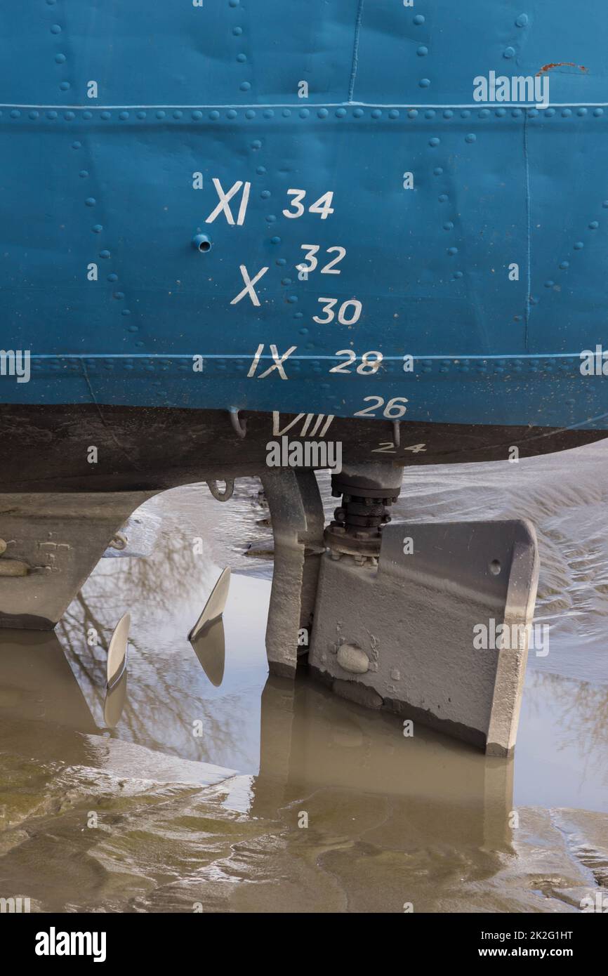 Rudder screw hi-res stock photography and images - Alamy