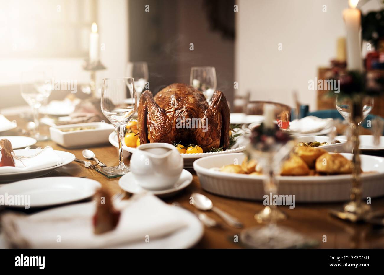 Feast table hi-res stock photography and images - Alamy