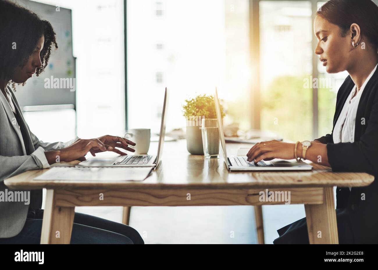 Stuck in office hi-res stock photography and images - Alamy