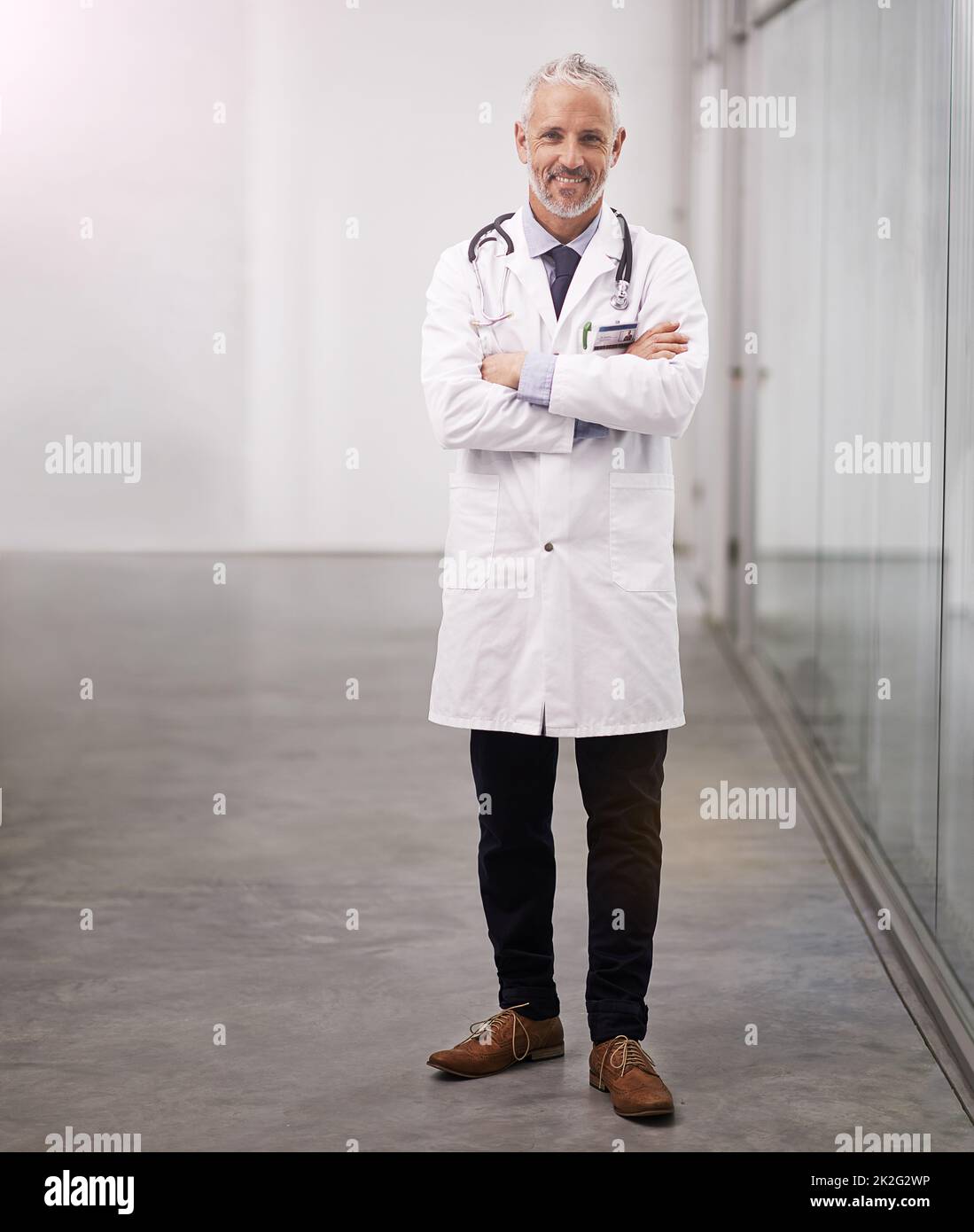 Mature hospital hi-res stock photography and images - Alamy