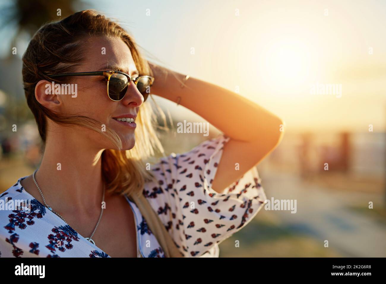 Following the sun hi-res stock photography and images - Alamy