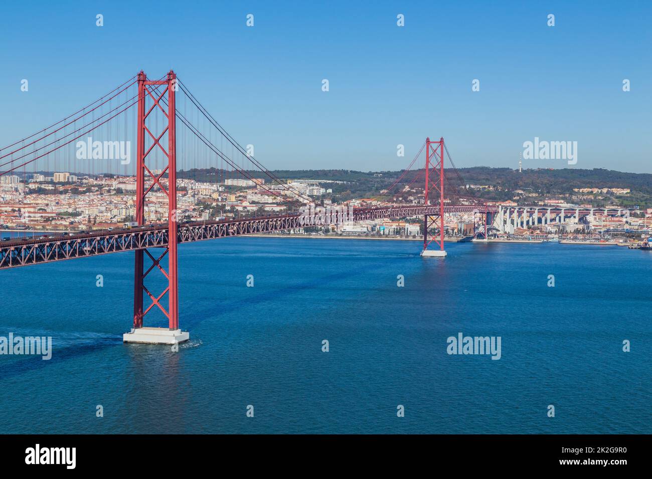 Ponte 25 de Abril Stock Photo - Alamy