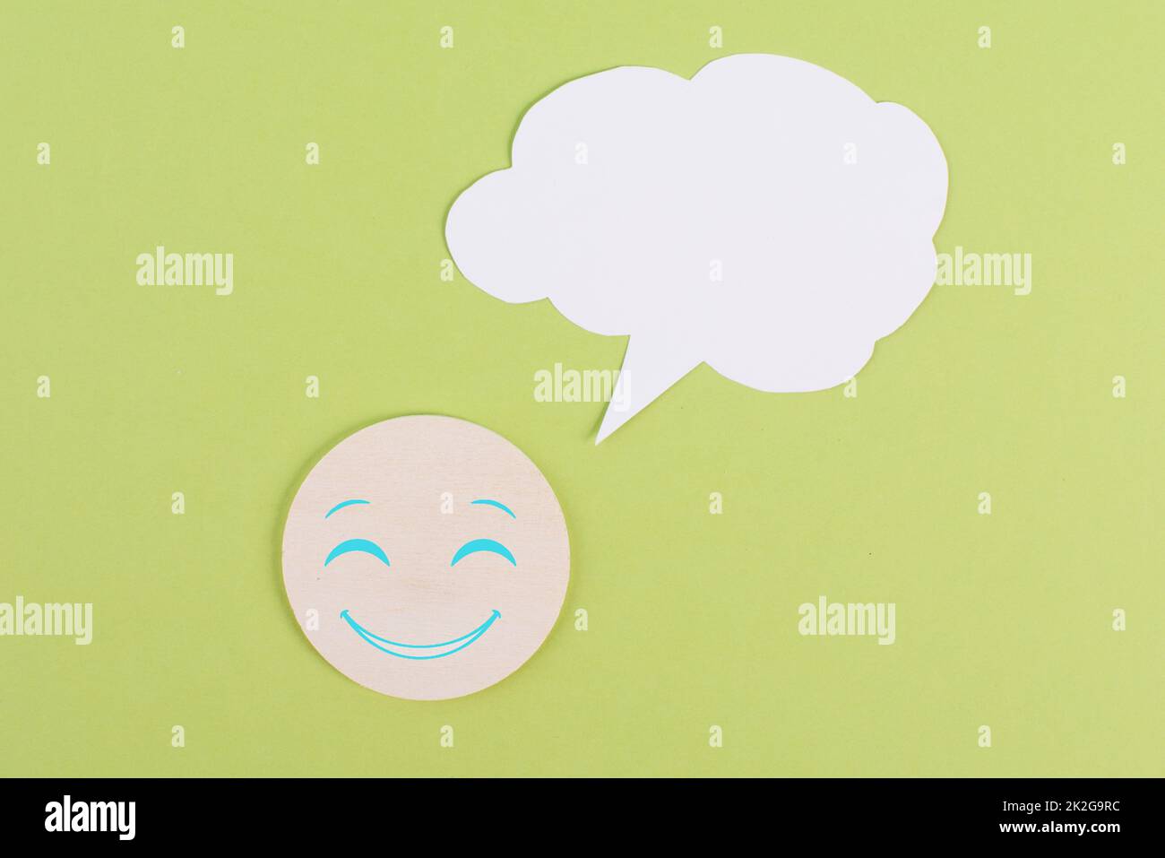 Smiling face with a speech bubble, rating, positive feedback, customer ...