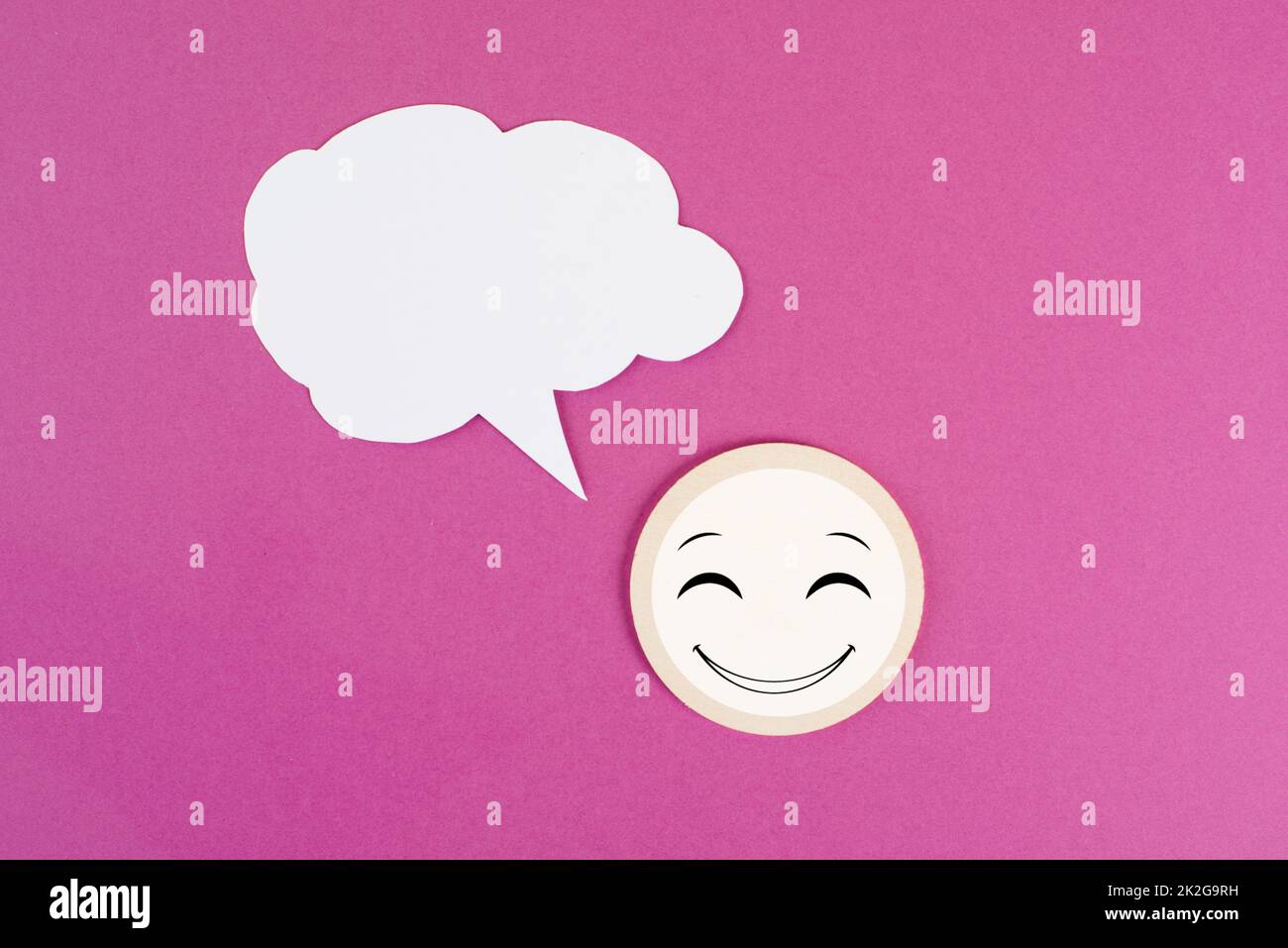 Smiling face with a speech bubble, rating, positive feedback, customer ...