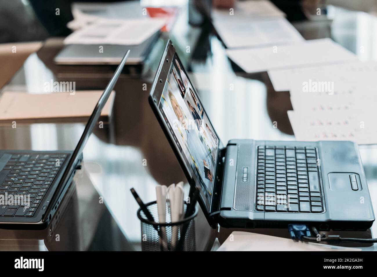 Business workplace. Communication technology. Corporate telecommuting ...