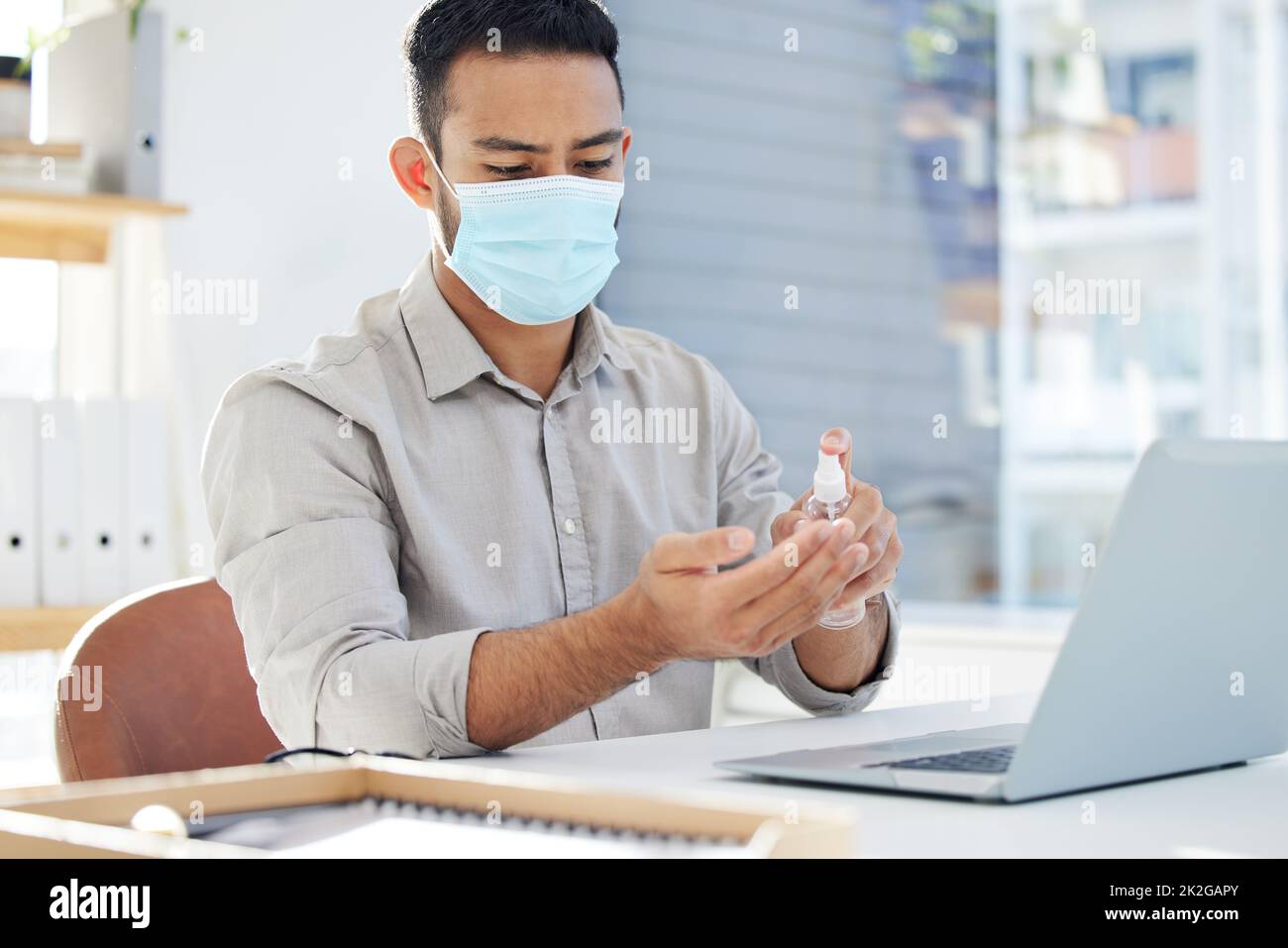 Work space office mask hi-res stock photography and images - Alamy