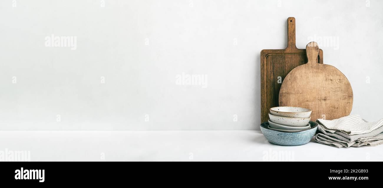 Kitchen utensils background Stock Photo - Alamy