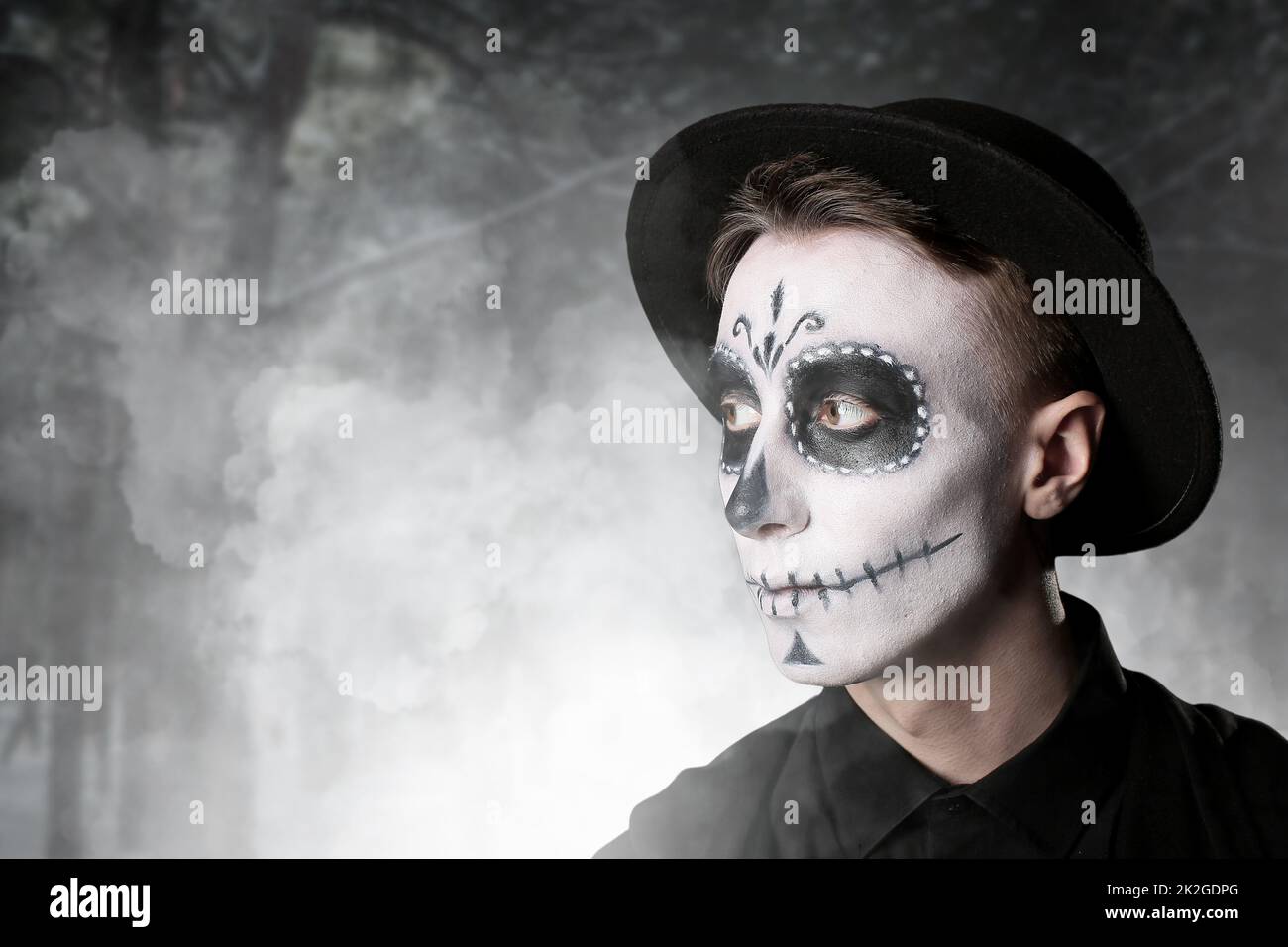 Day Of The Dead Men Face Painting