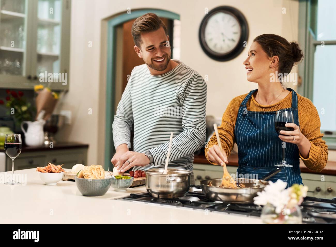 Seasons love hi-res stock photography and images - Alamy