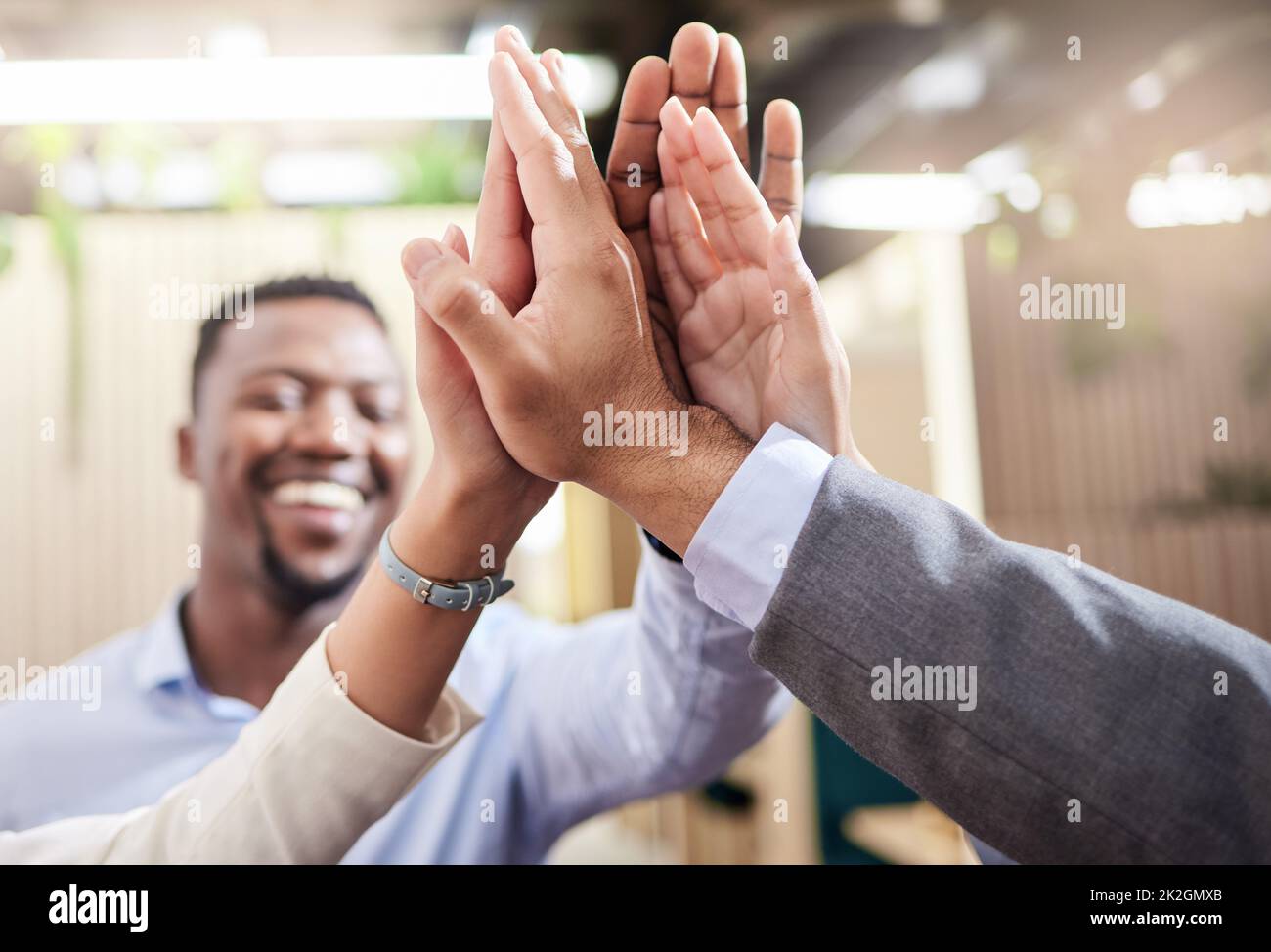 High fiving each other hi-res stock photography and images - Alamy