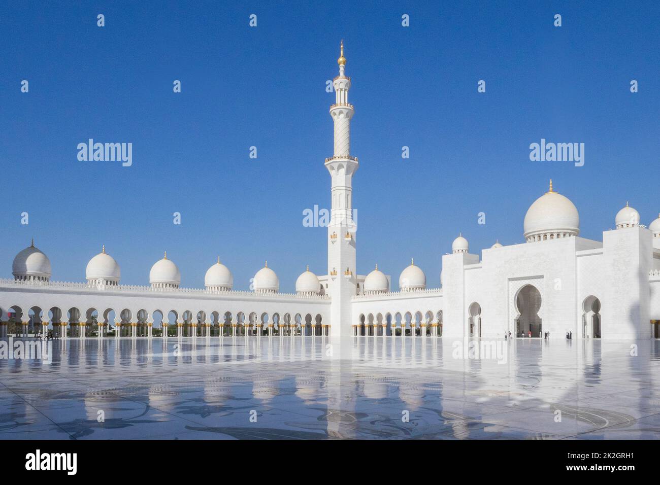United Arab Emirate , Abu Dhabi - Sheikh Zayed Grand Mosque Stock Photo ...