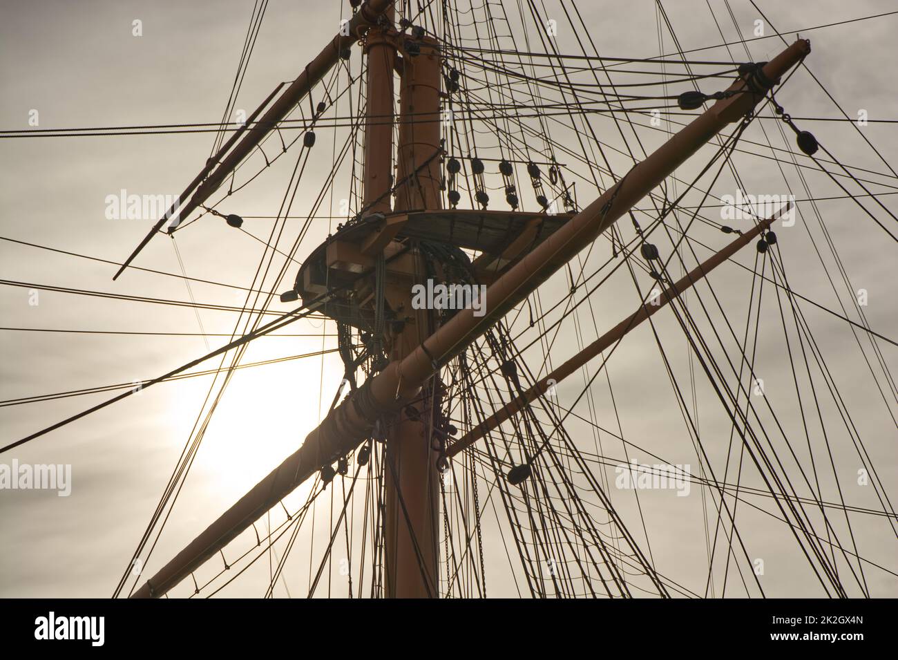 Spars rigging hi-res stock photography and images - Alamy