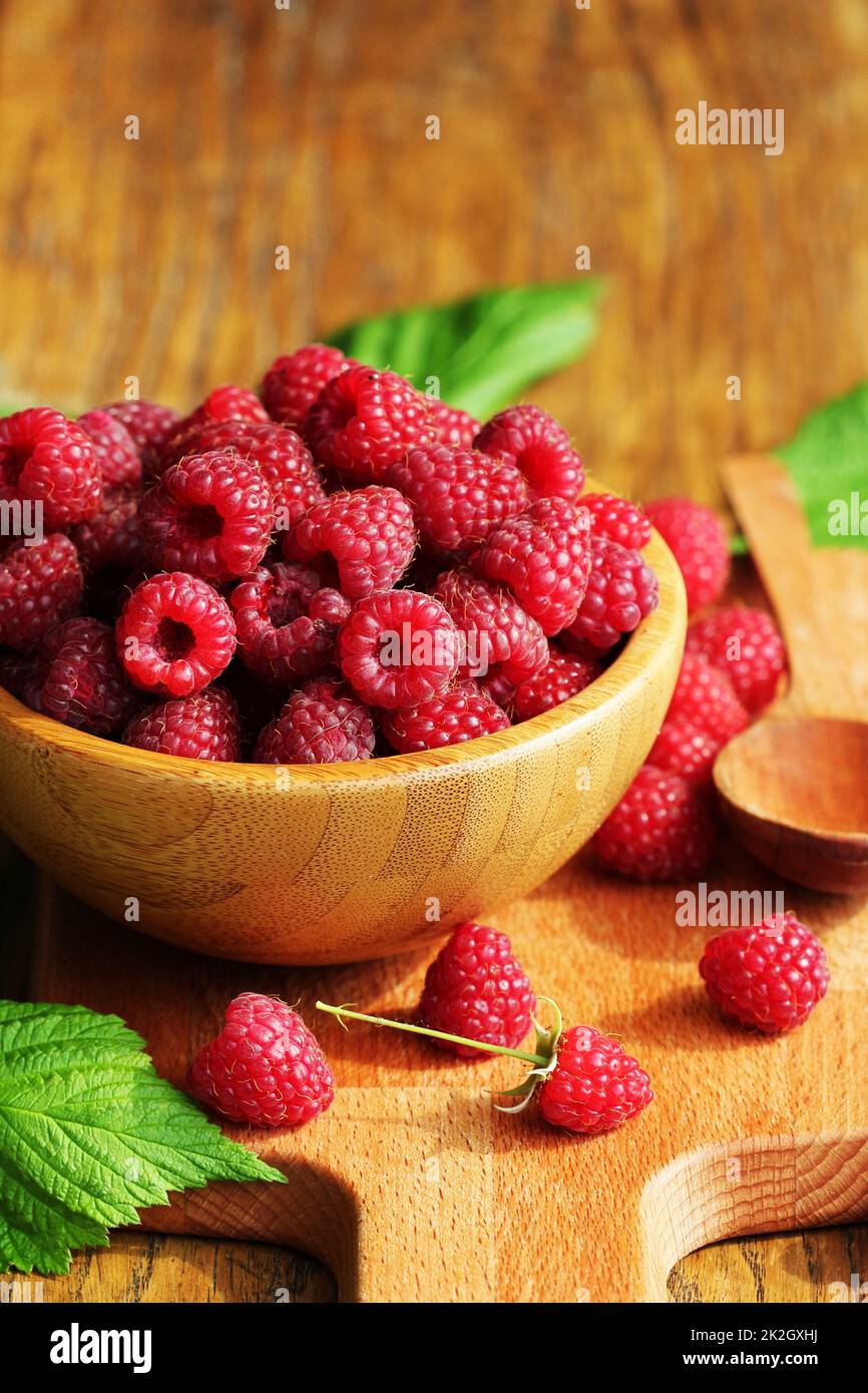 Fresh raspberry in bowl hi-res stock photography and images - Alamy