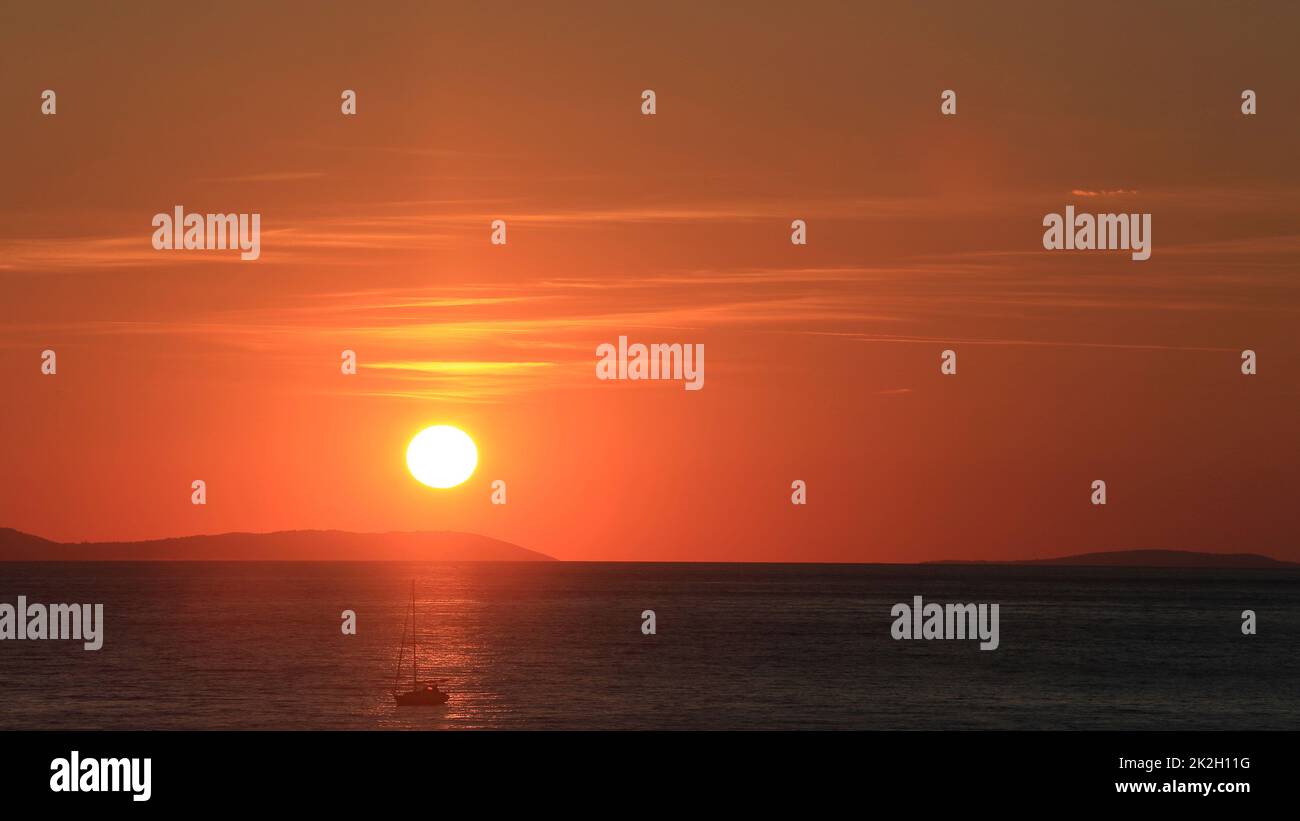 Dramatic sea color hi-res stock photography and images - Alamy