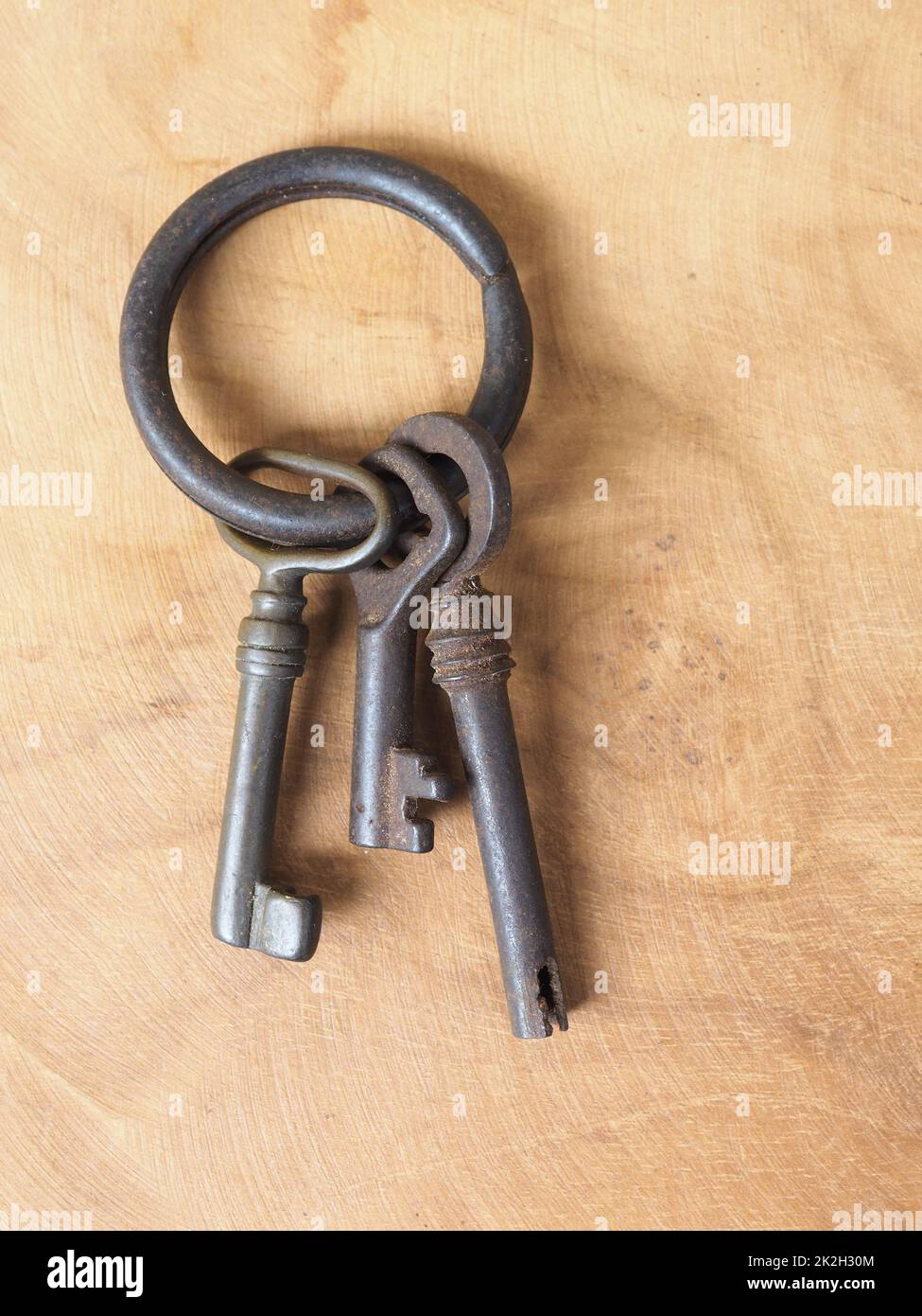 Look for keys at door hi-res stock photography and images - Alamy