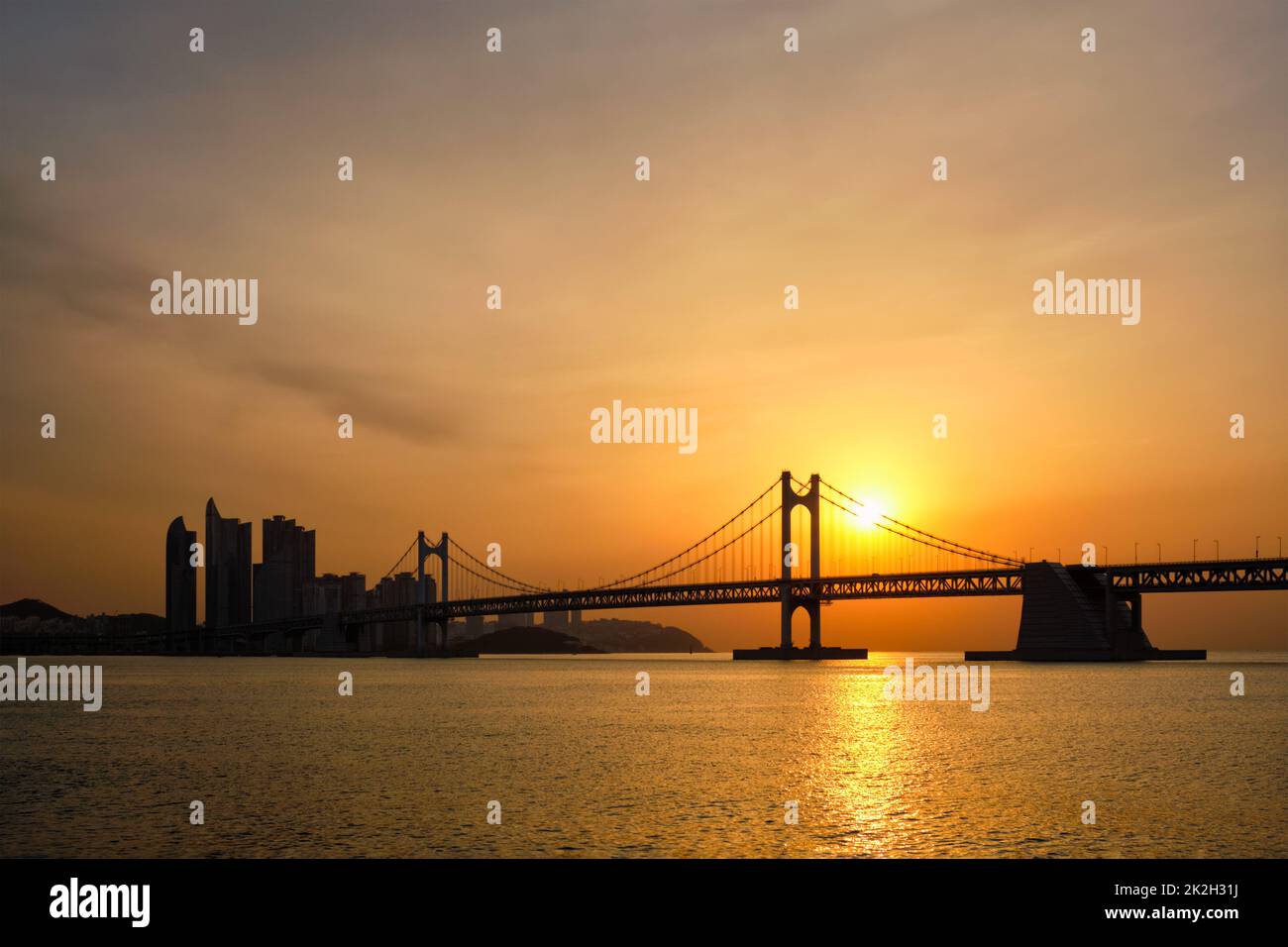 Gwangan Bridge on sunrise. Busan, South Korea Stock Photo - Alamy