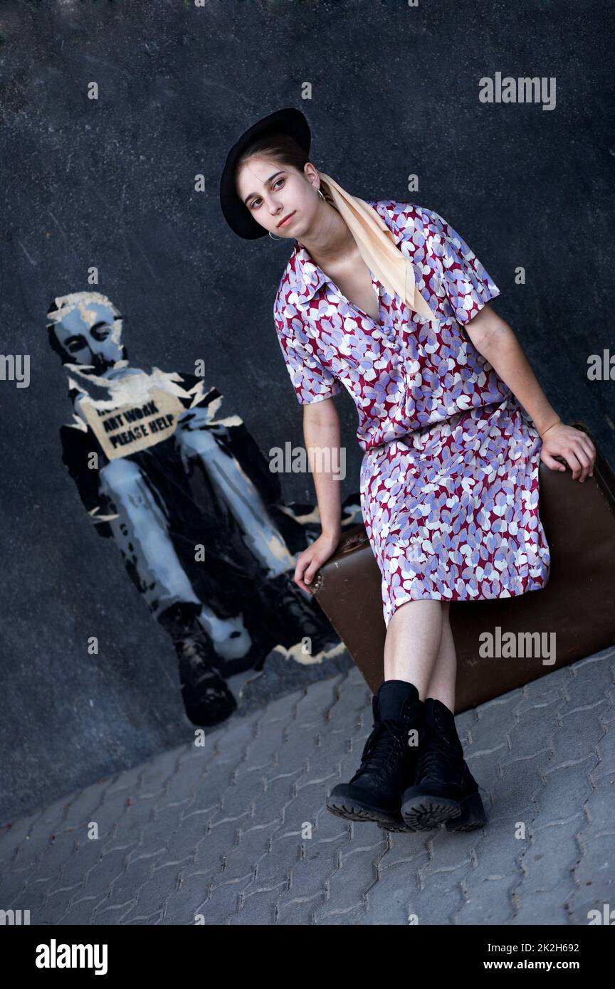 Long wait hi-res stock photography and images - Alamy