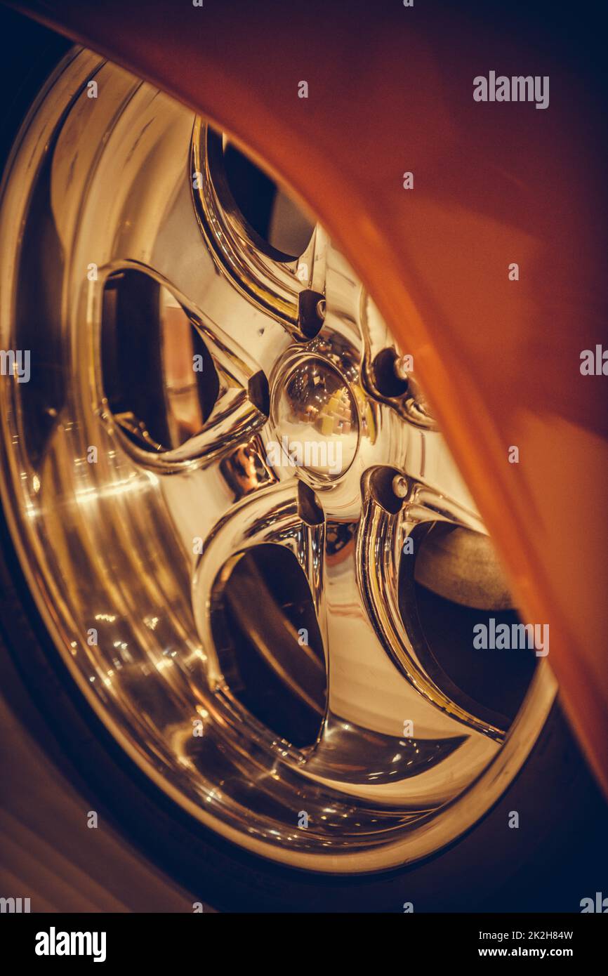 Chrome classic wheel rim on a vintage car Stock Photo - Alamy