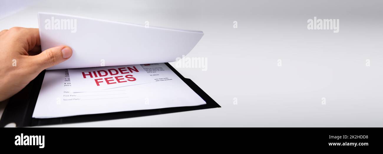 Hidden fees contract hi-res stock photography and images - Alamy
