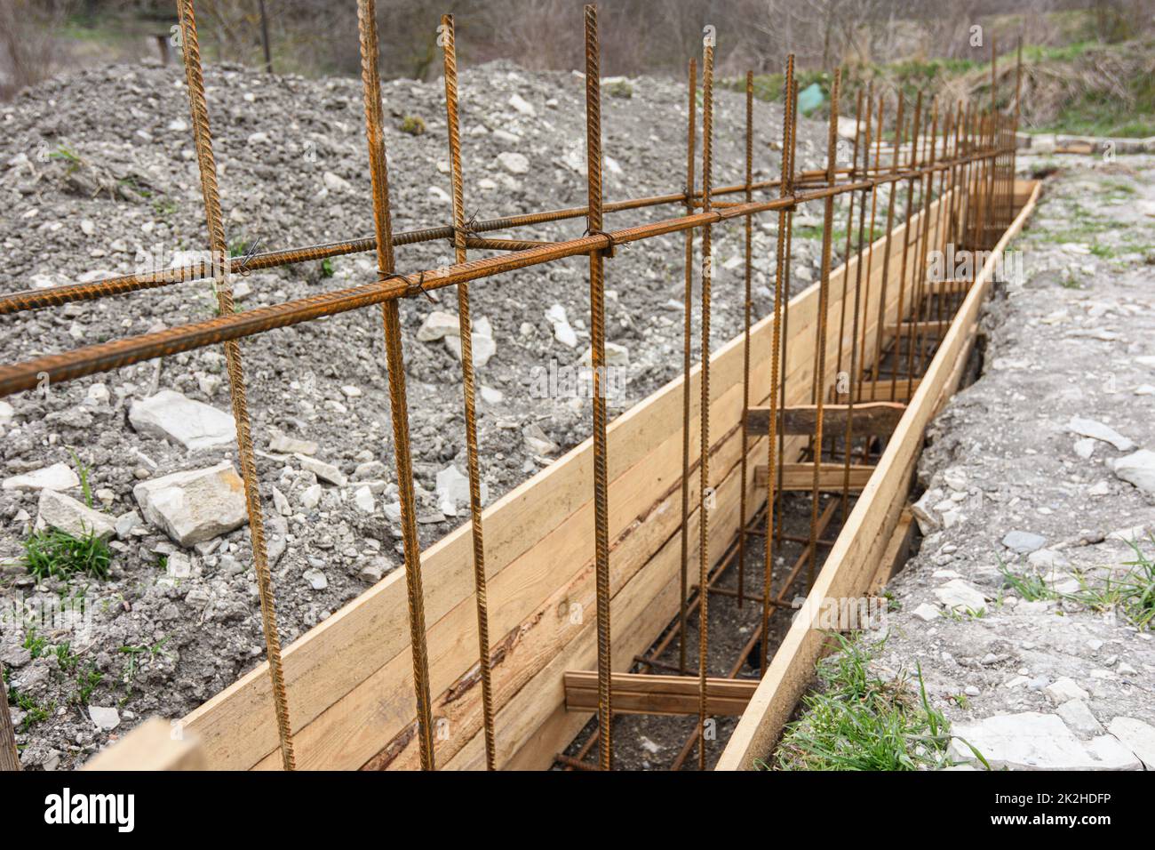 Reinforcement of the strip foundation with metal reinforcement, the top ...