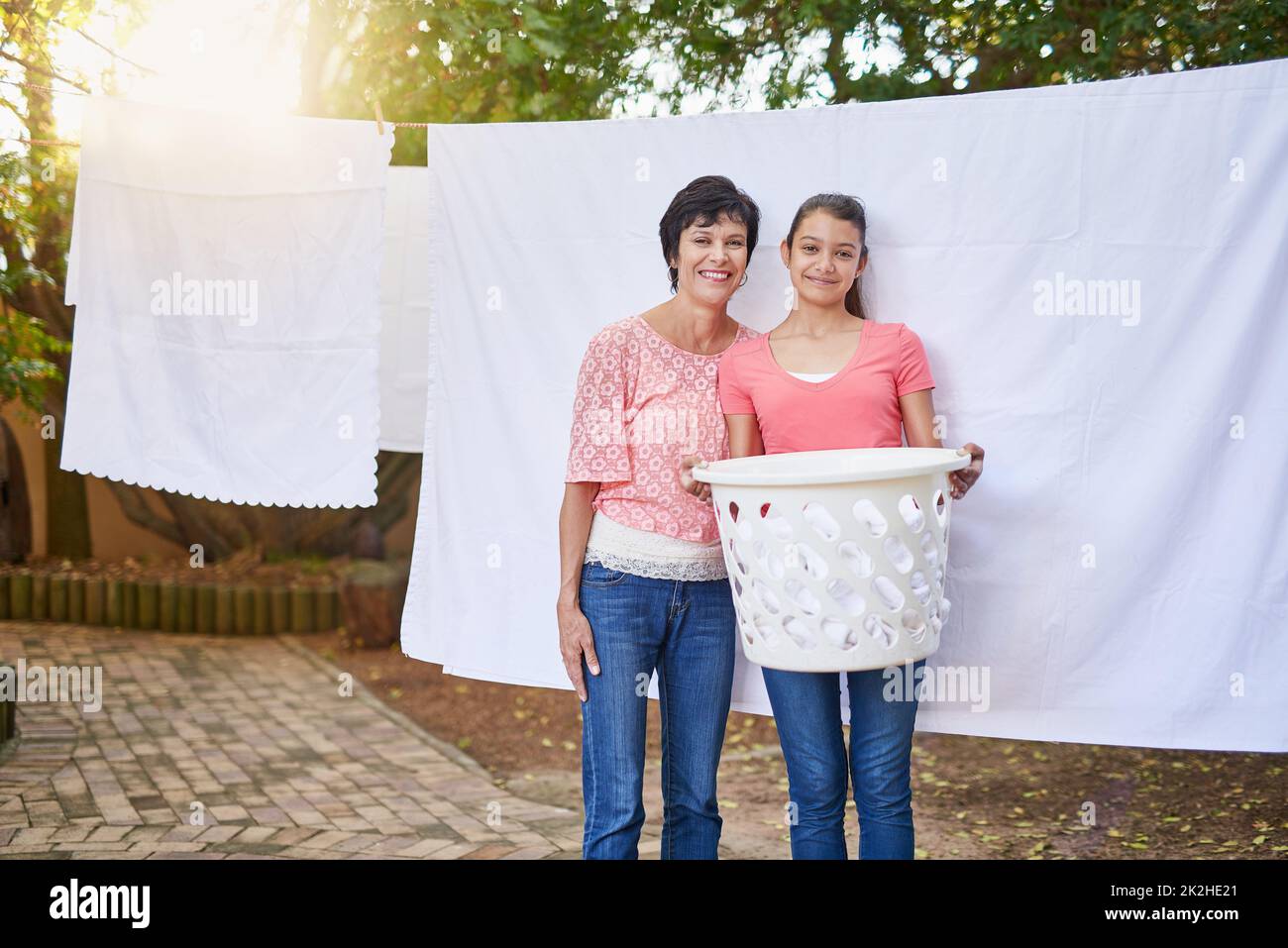 Kids helping laundry hi-res stock photography and images - Alamy