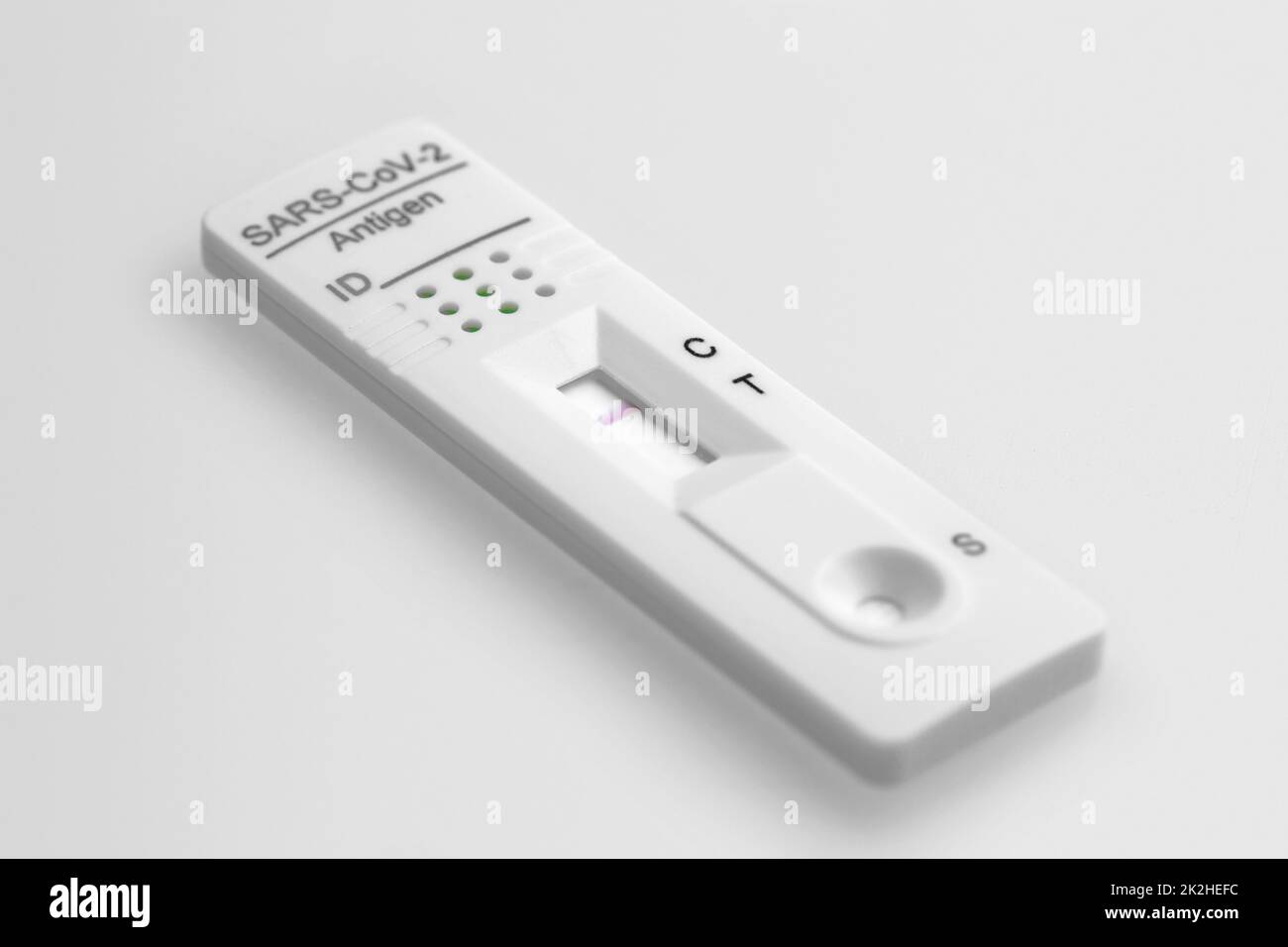 Negative test result by using rapid test device for COVID-19 Stock ...