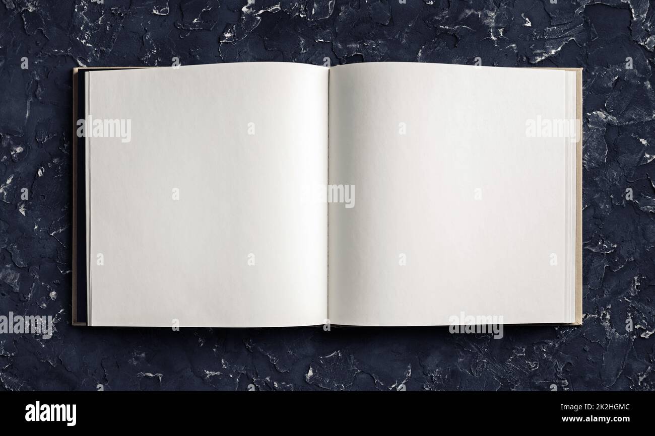 Blank opened booklet Stock Photo - Alamy