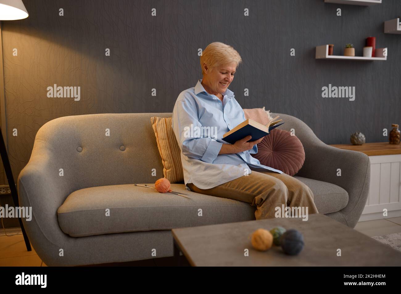 Woman reading old book hi-res stock photography and images - Alamy