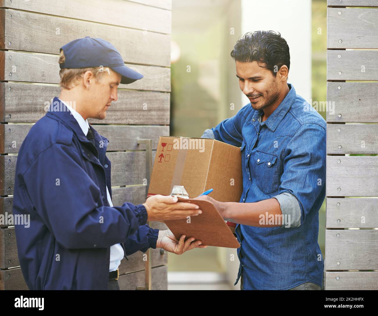 Go package hi-res stock photography and images - Alamy