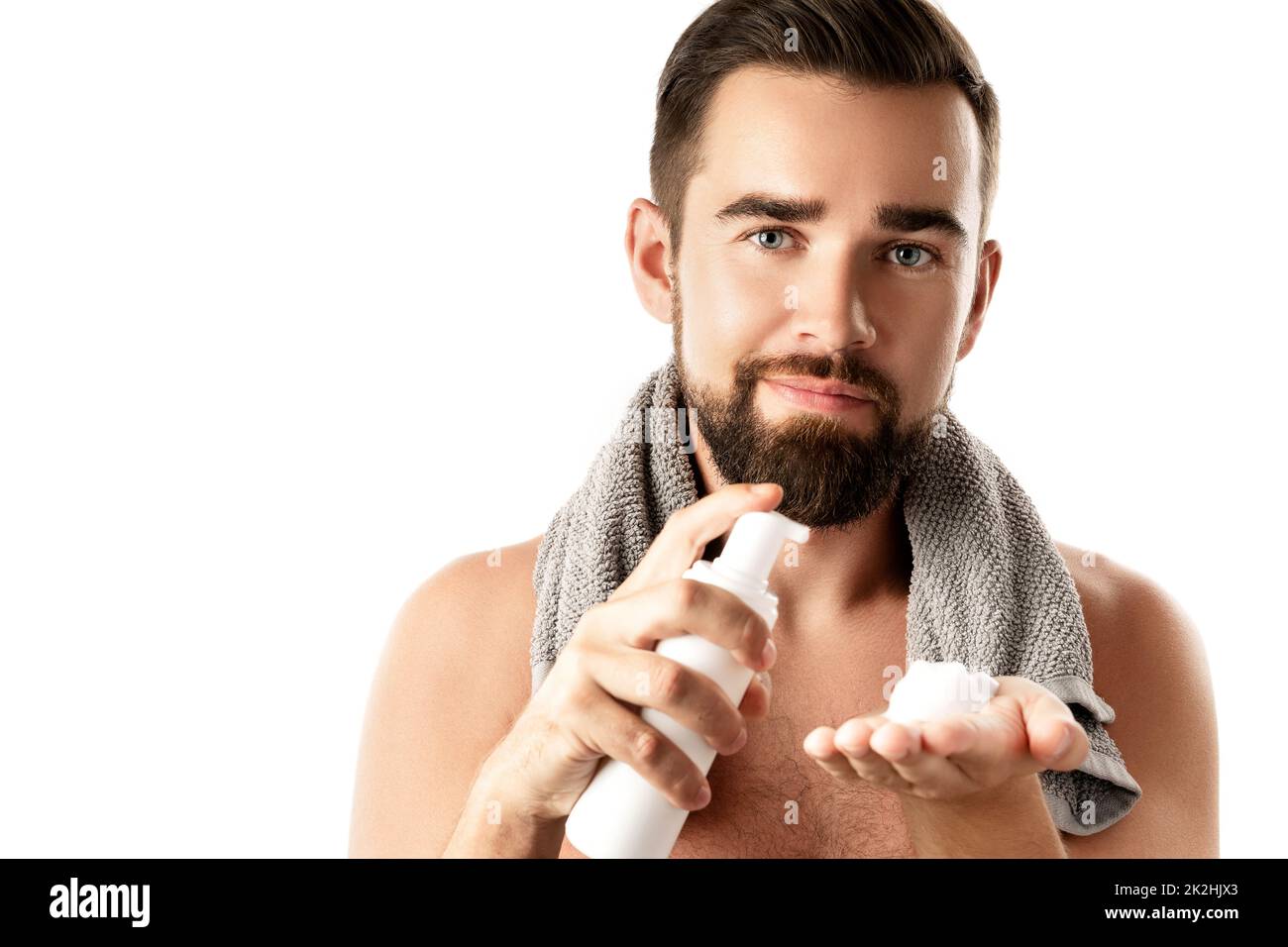 Cleansing face foam hi-res stock photography and images - Alamy