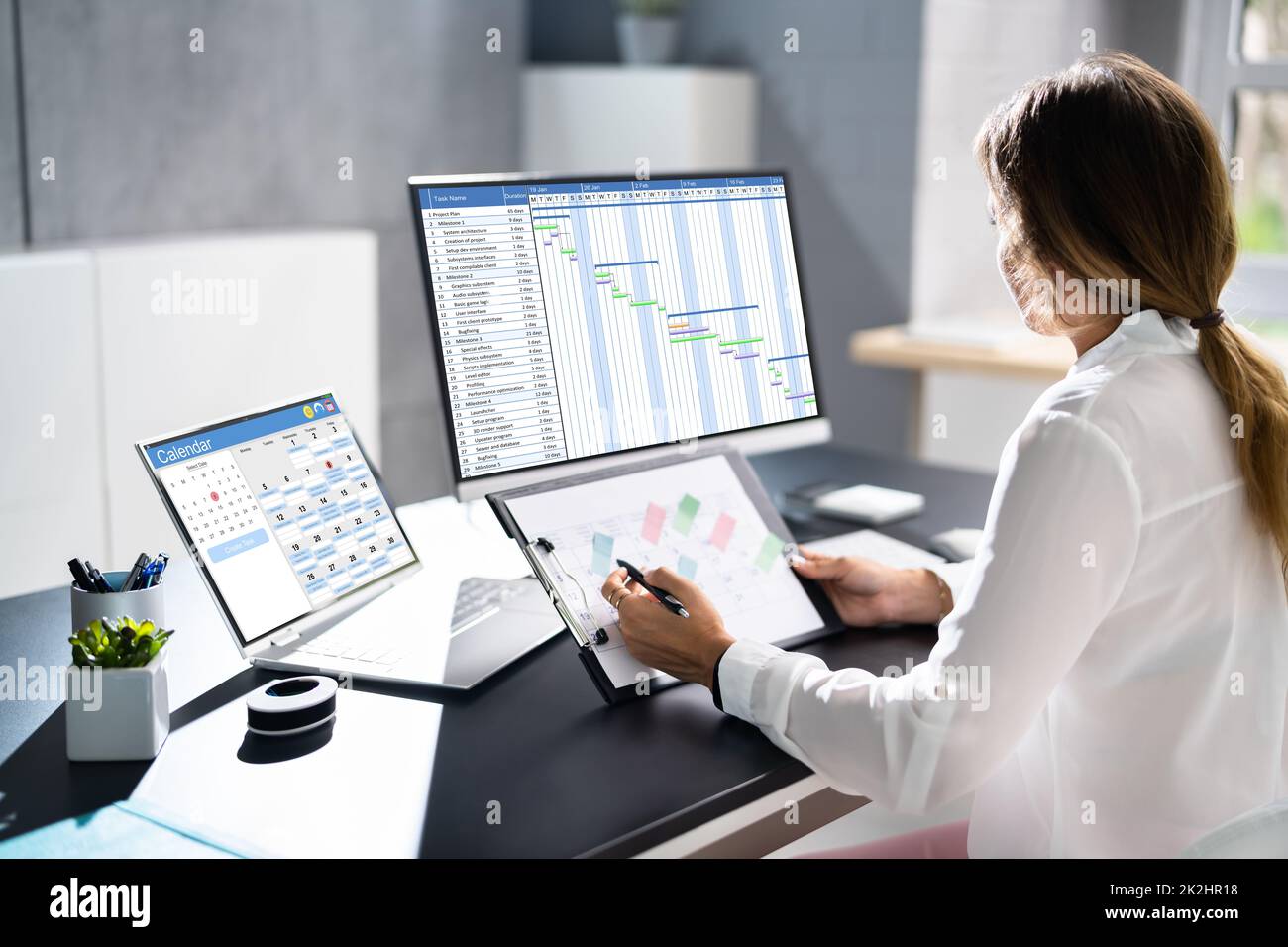 Woman calendar sheet hi-res stock photography and images - Alamy