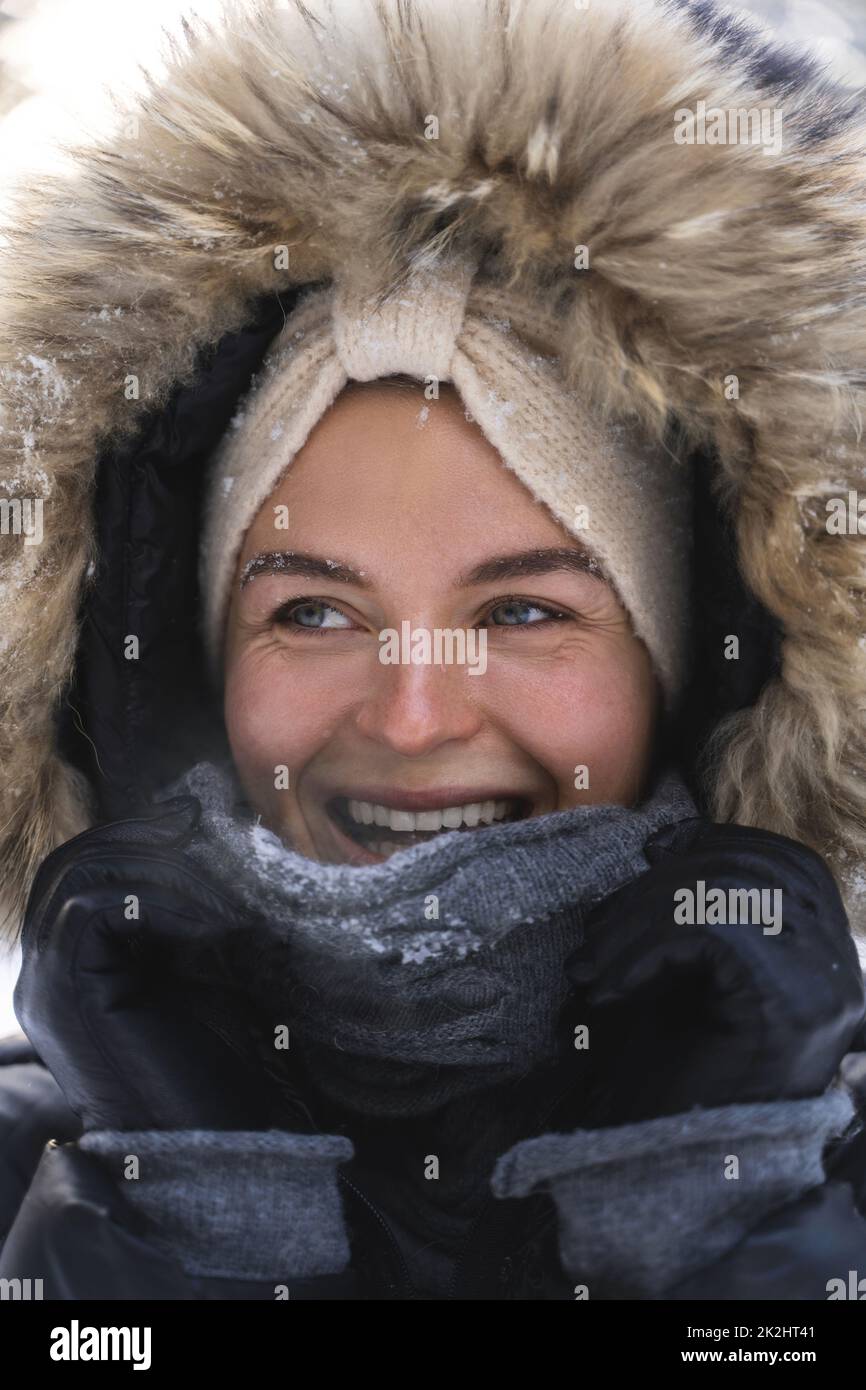 Woman winter jacket hi-res stock photography and images - Alamy