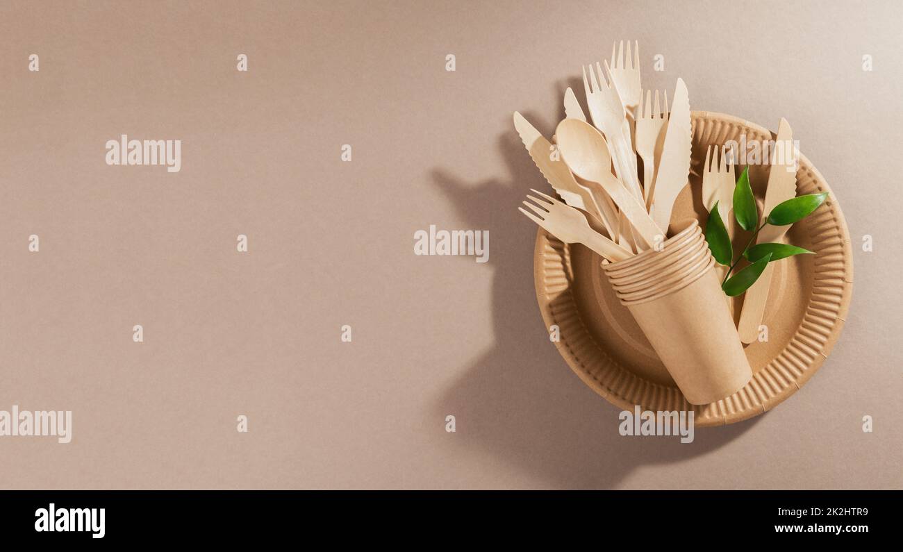 Disposable paper tableware Stock Photo - Alamy