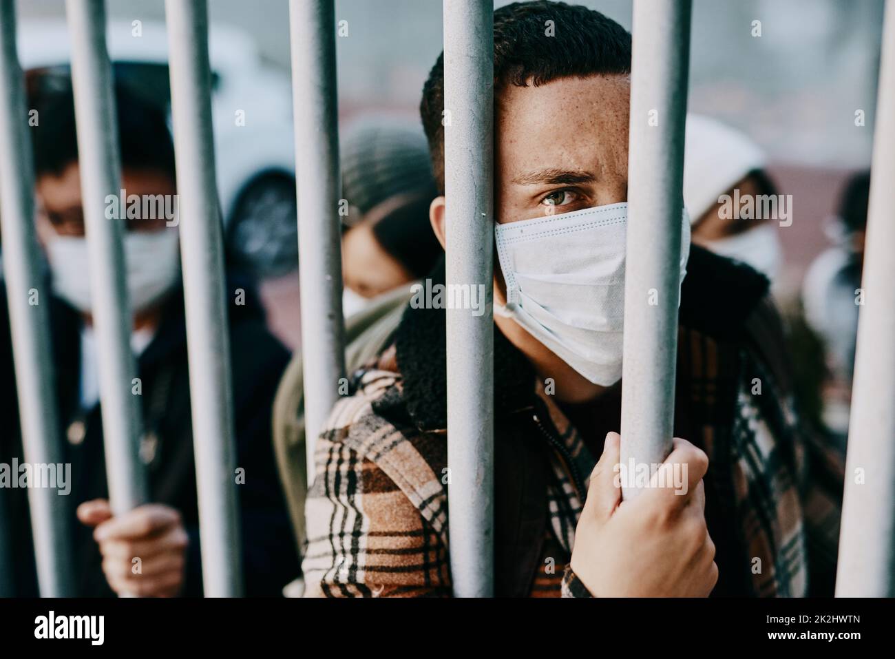Man wearing a mask hi-res stock photography and images - Alamy