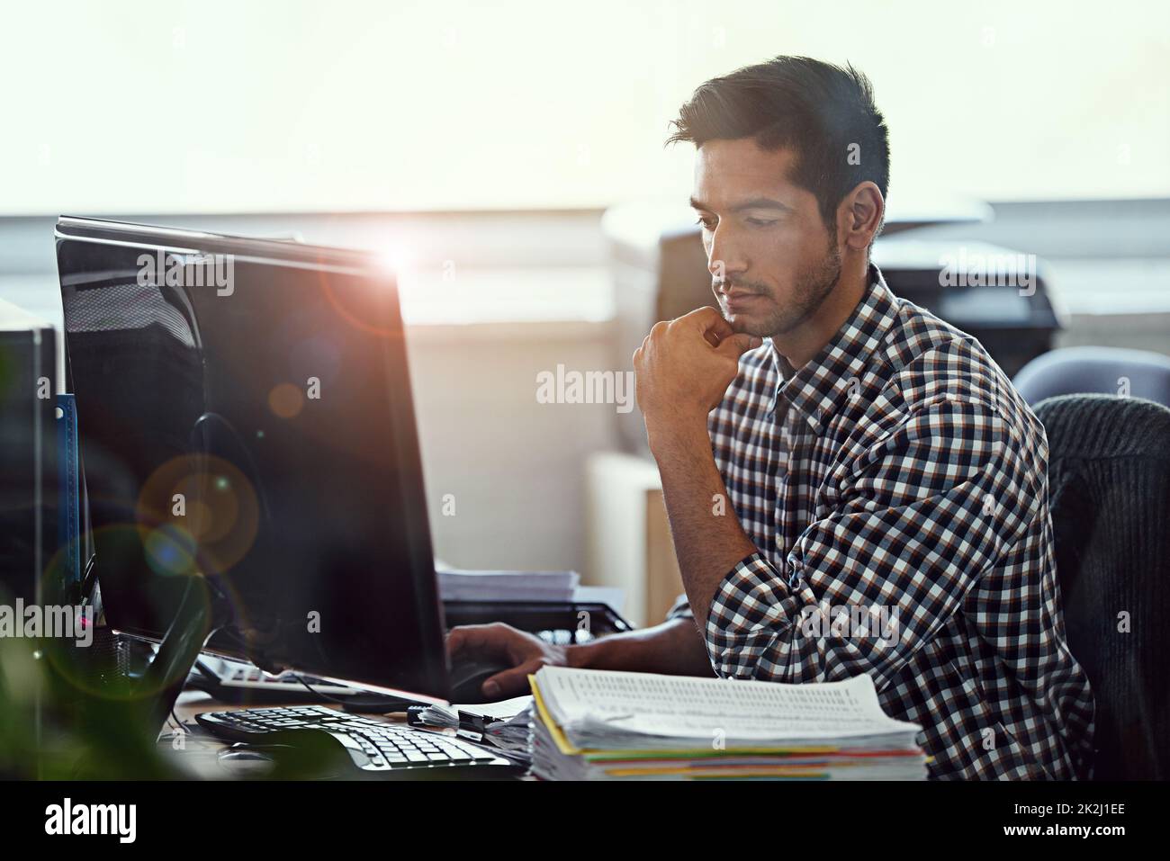 Thinking things through hi-res stock photography and images - Alamy
