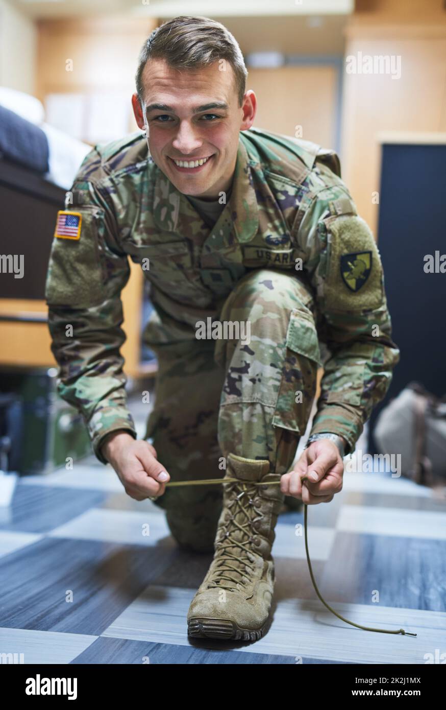 Boot up hi-res stock photography and images - Alamy