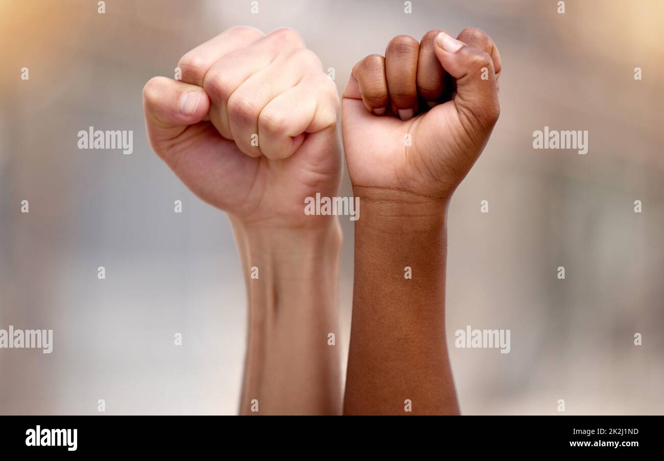Woman showing solidarity hi-res stock photography and images - Alamy