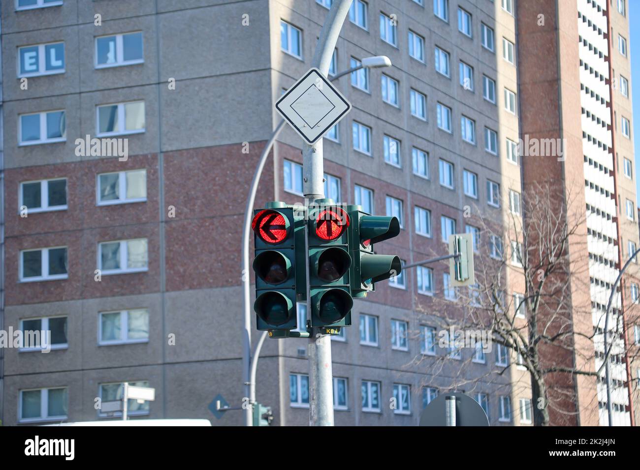 A traffic light system at a road intersection in operation Stock Photo ...