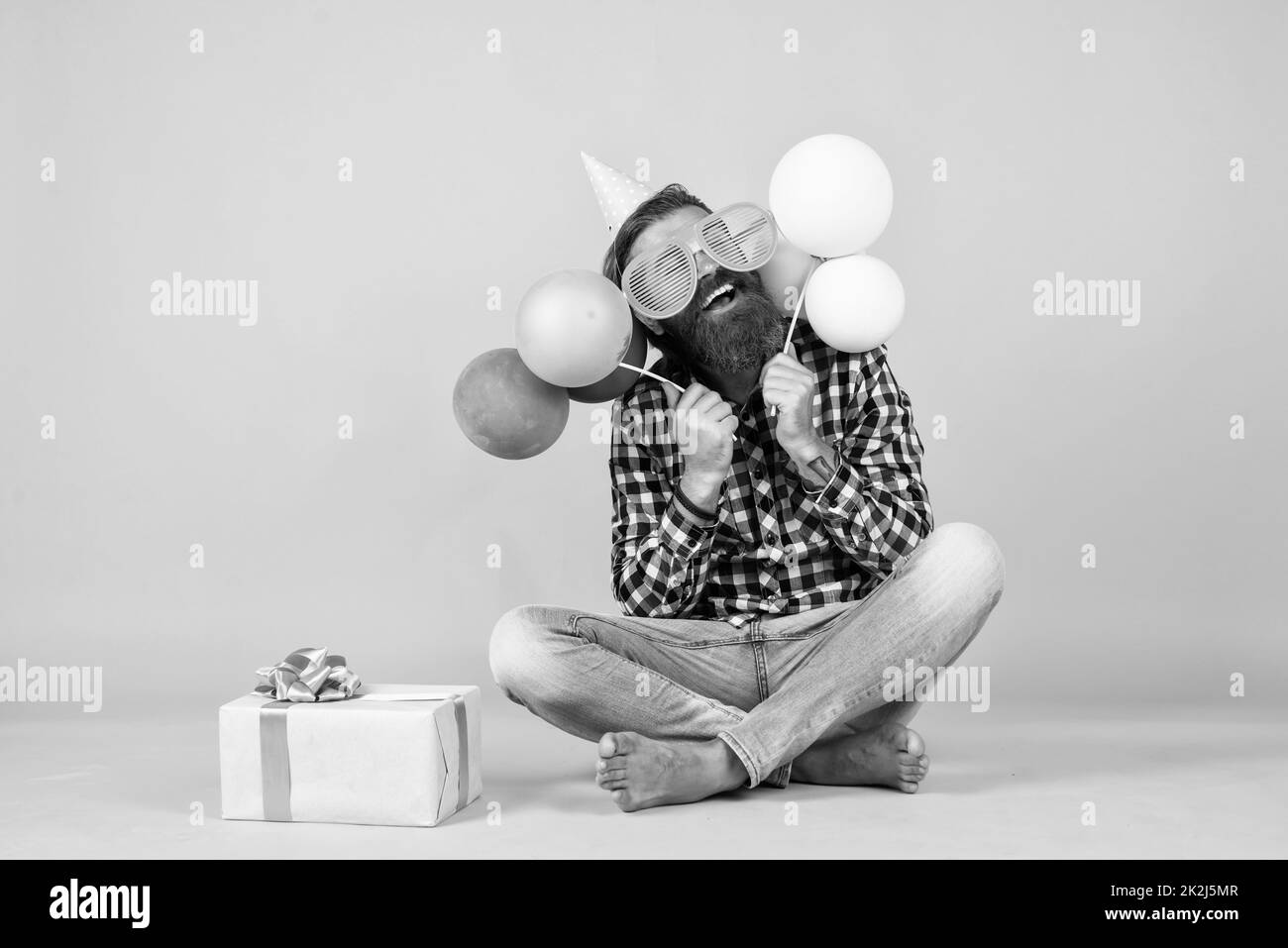 so good. bearded man feel the joy. man with gift box celebrating ...