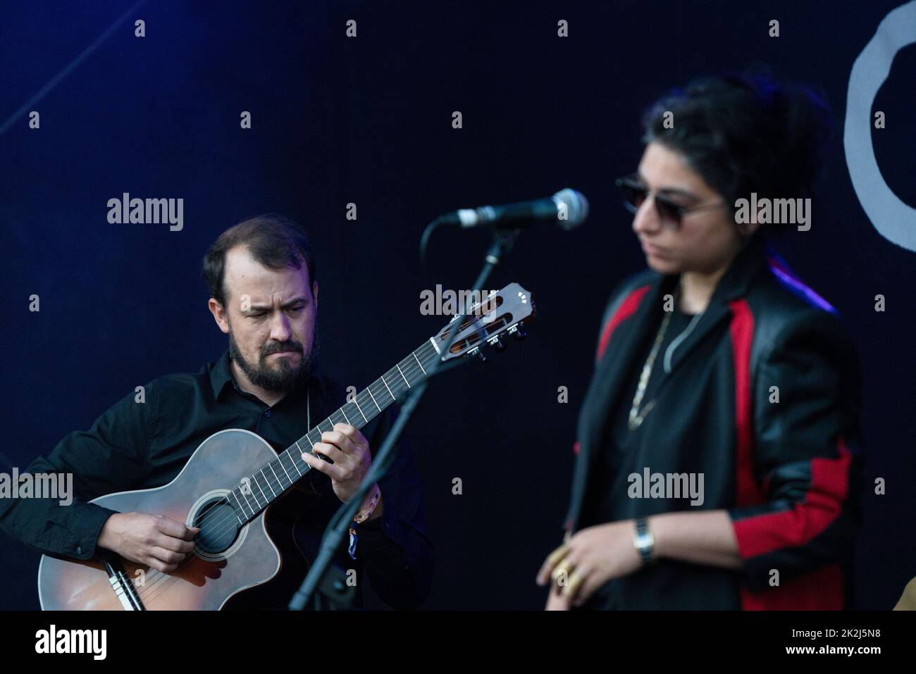 Virtuoso guitarist Gyan Riley playing with Grammy winner Arooj Aftab on ...