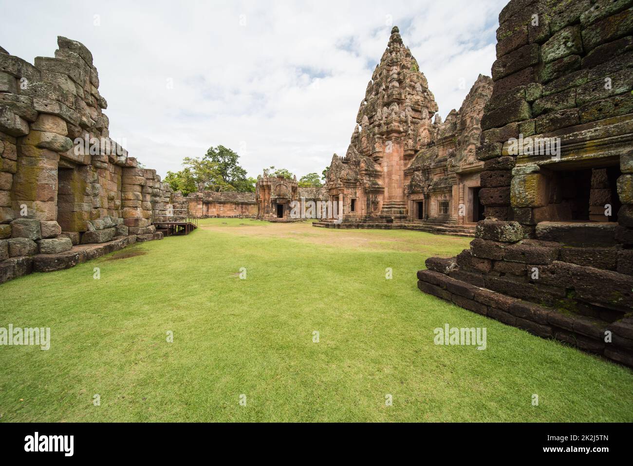 Phanom Rung Historical Park, a beautiful Hindu Khmer Empire Temple ...