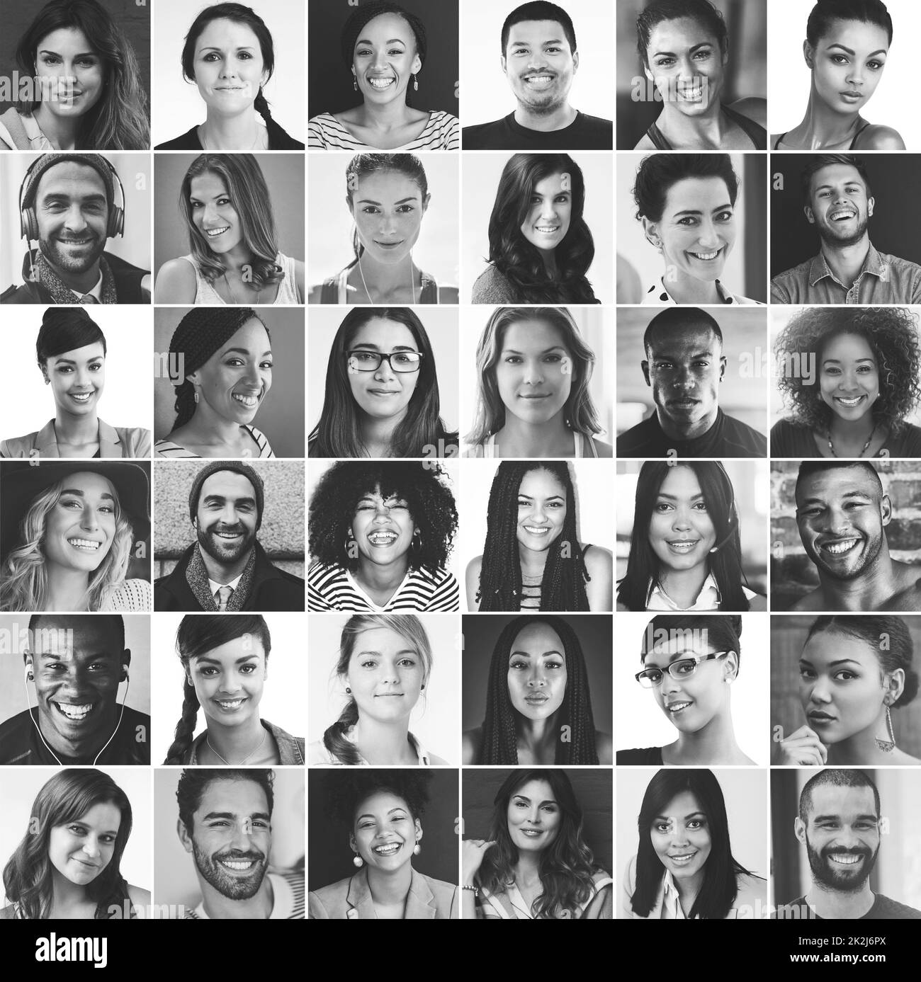 Diverse crowd faces hi-res stock photography and images - Alamy
