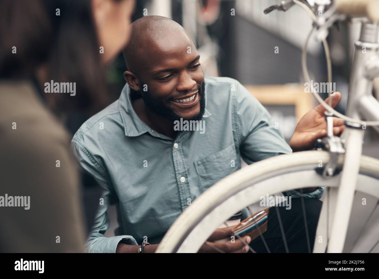 Crouching down hi-res stock photography and images - Alamy