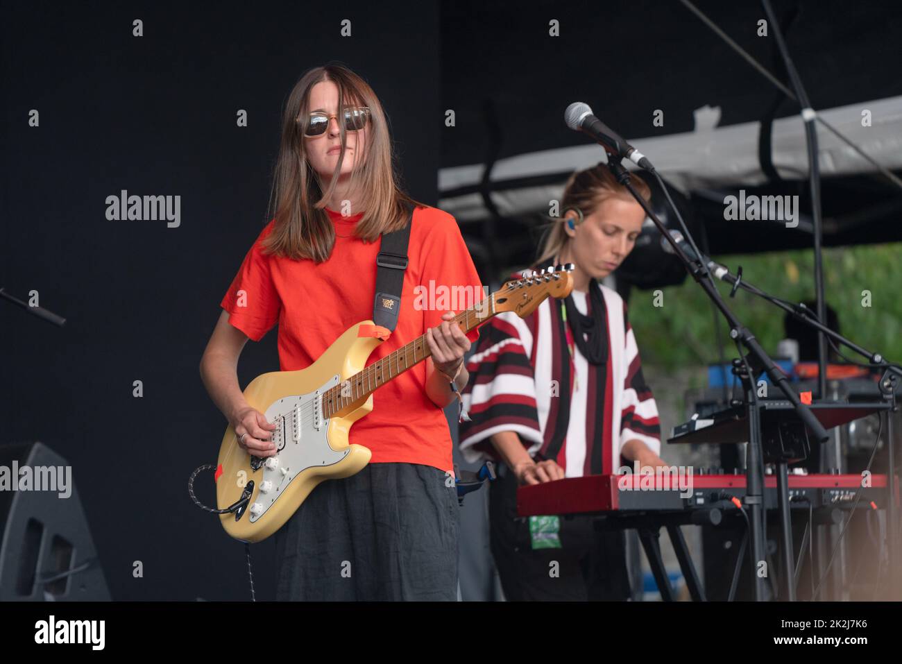 Polly Louise Mackey of Welsh band Art School Girlfriend playing a ...