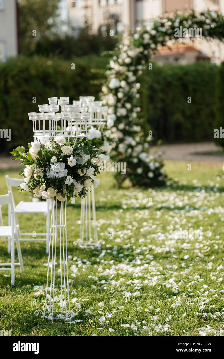 wedding ceremony area Stock Photo - Alamy