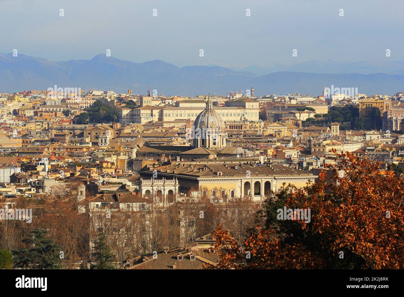 Rome view from janiculum terrace hi-res stock photography and images ...