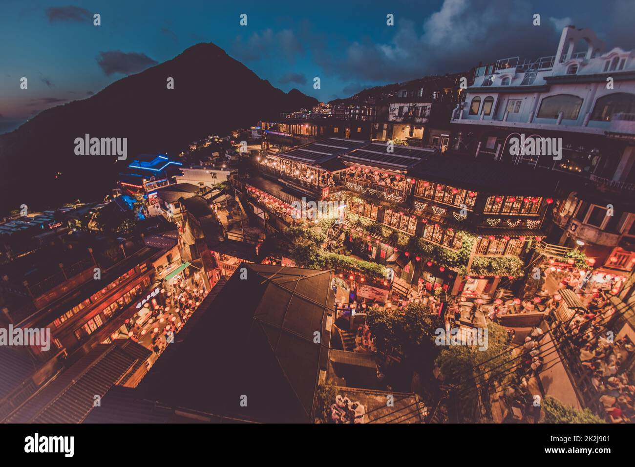 Night view of Mt Stock Photo - Alamy