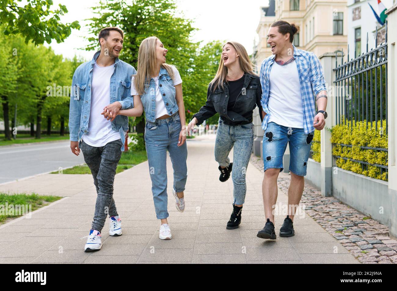 Four friends having fun together hi-res stock photography and images ...