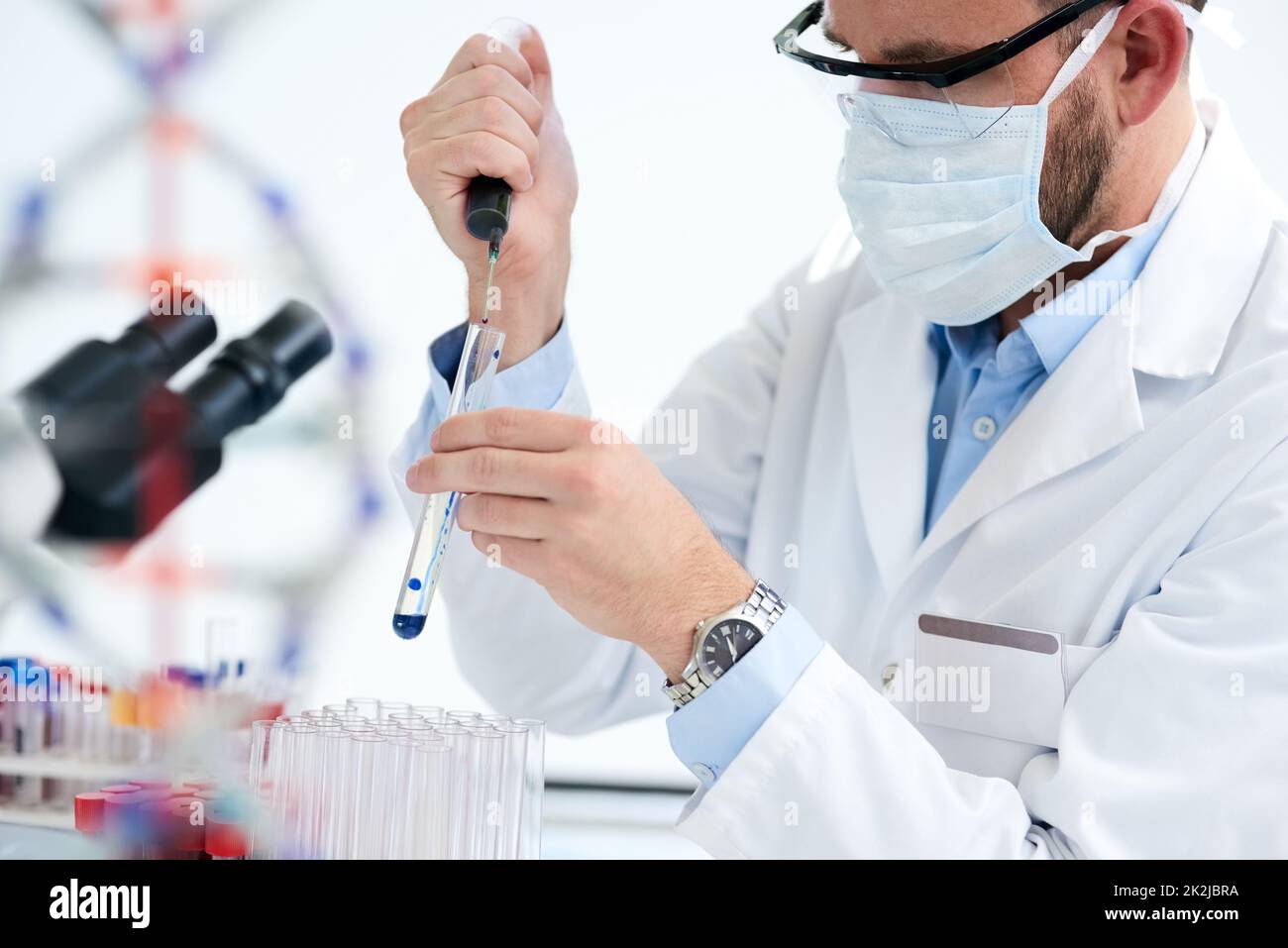 Lab experiments hi-res stock photography and images - Alamy